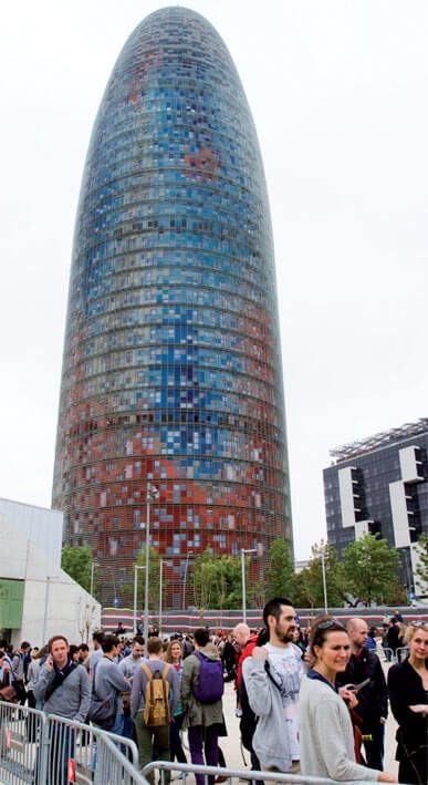 Tech chic - Lux Magazine