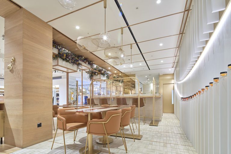 A new honey-based concept restaurant opens in Selfridges - Lux Magazine