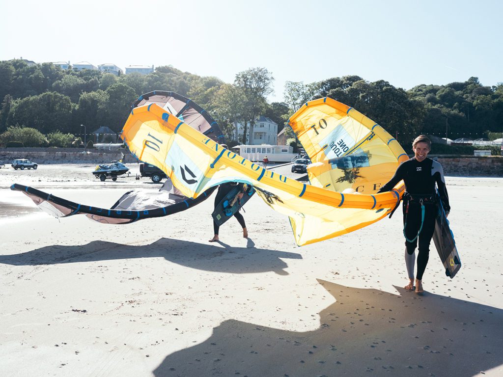 Simon Hodges: How to break free from destructive behaviour - Lux Magazine